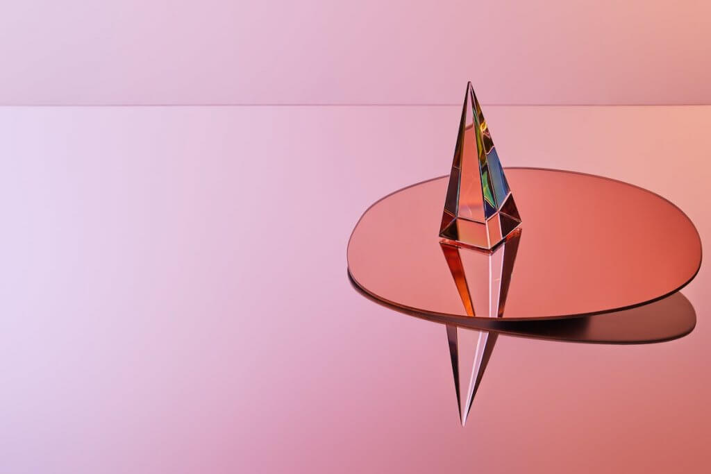 A Perfumer's Simplified Guide To The Fragrance Pyramid